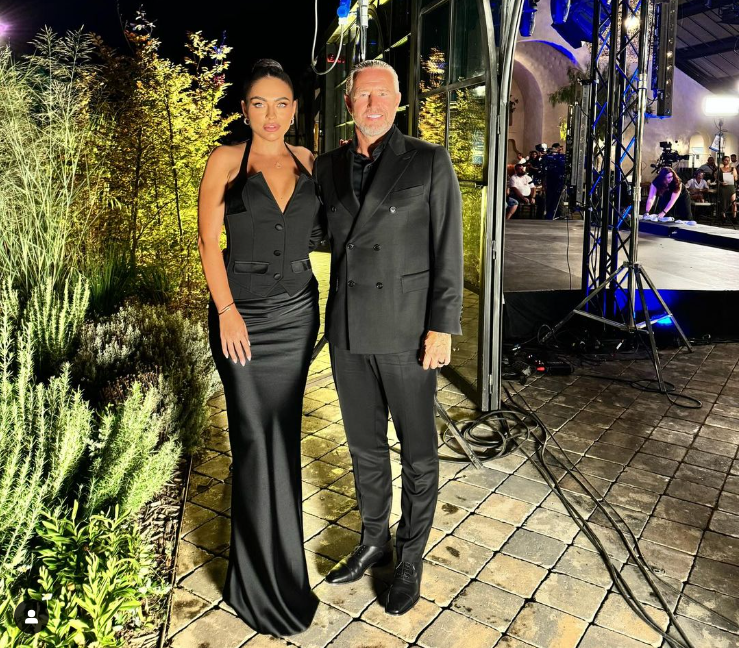 Corina Caciuc, apariție răvășitoare la brațul lui Laurențiu Reghecampf. Dezvăluiri ...