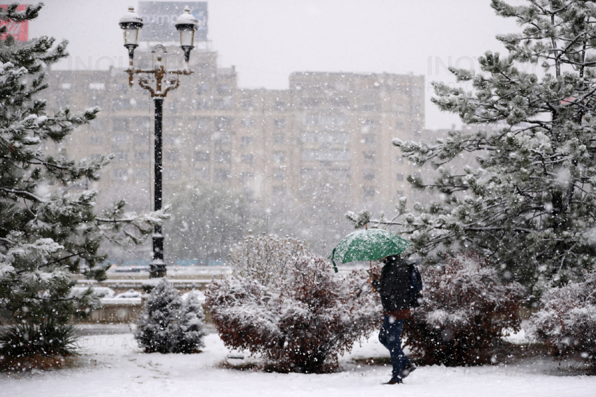 Când va ninge în București. Meteorologii au actualizat prognoza. Iarna își va intra în drepturi ...