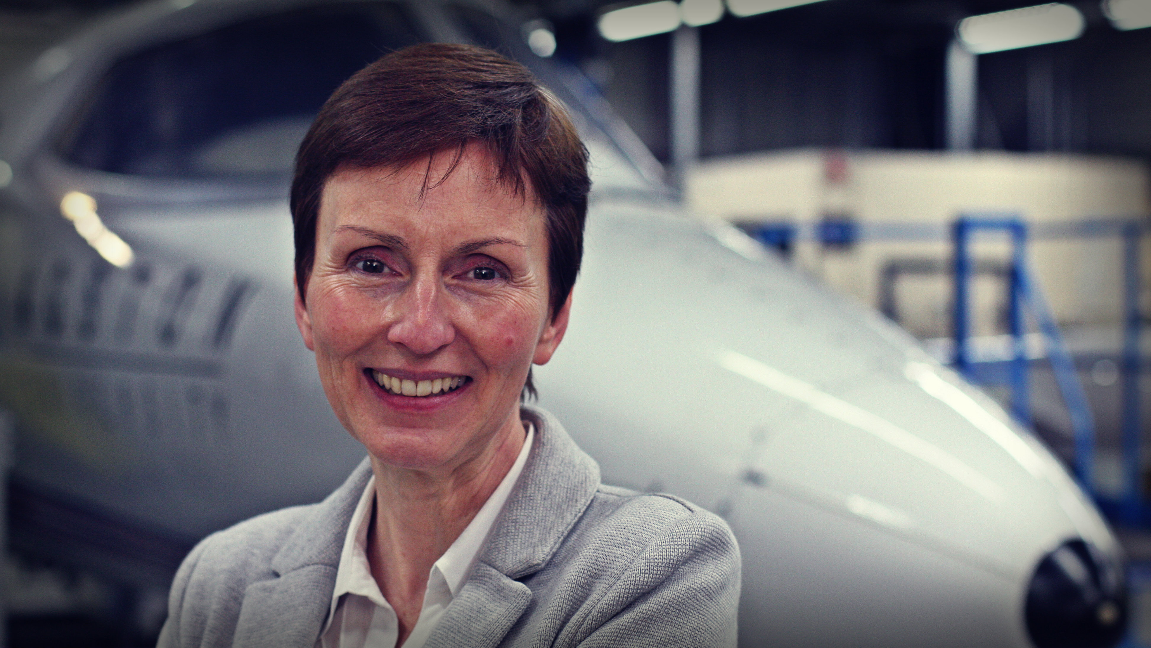 Interviu cu Helen Sharman, primul astronaut britanic, la 25 de ani de ...