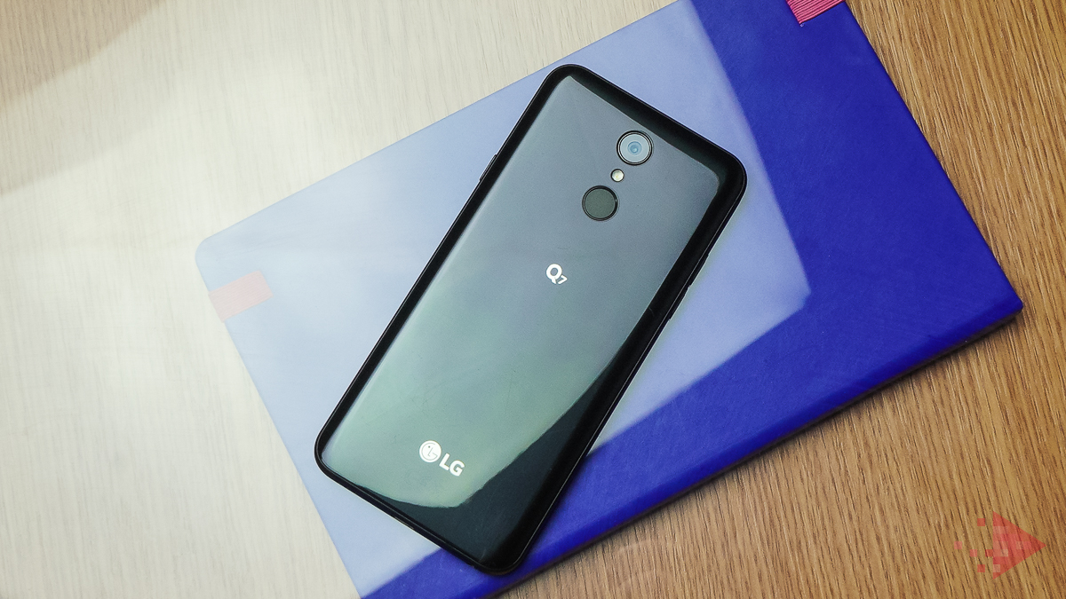 LG ar lansa un telefon la care ai putea atașa un al doilea ecran