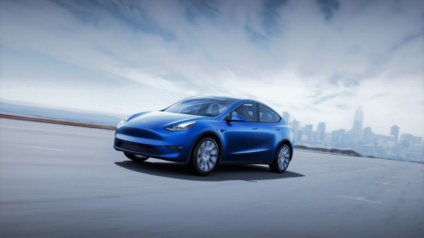 Mașinile electrice vor deveni mai accesibile pentru români. Tesla se va ...