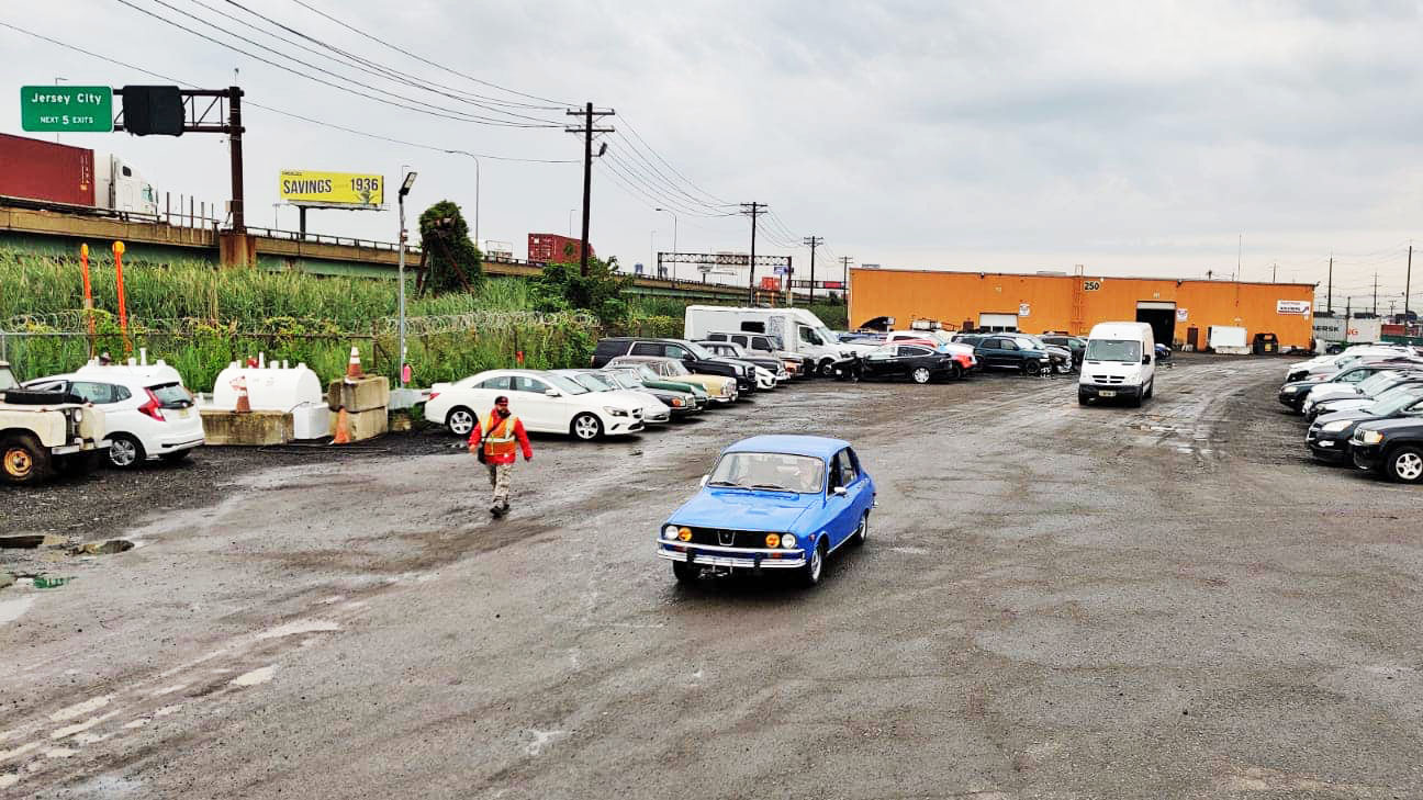 Dacia fenomen care uimește America: acum a ajuns vedetă în filme și seriale