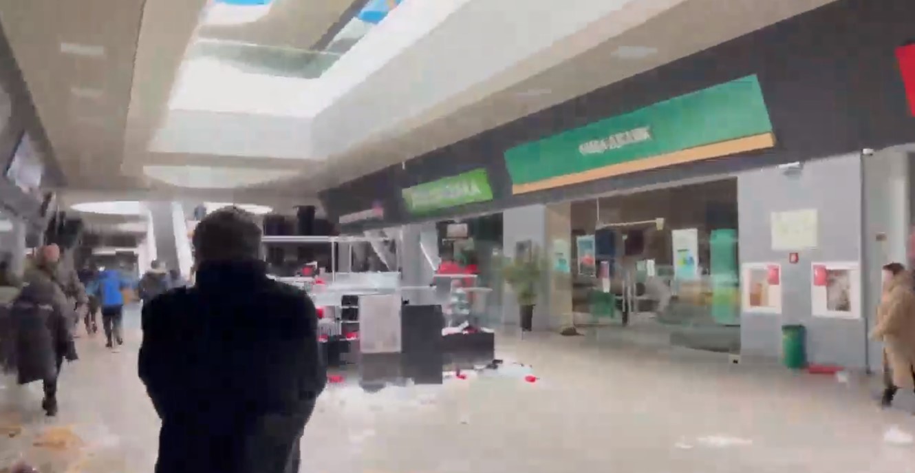 Situație tot mai dificilă în Mariupol. Orașul este asediat de ruși, iar ...