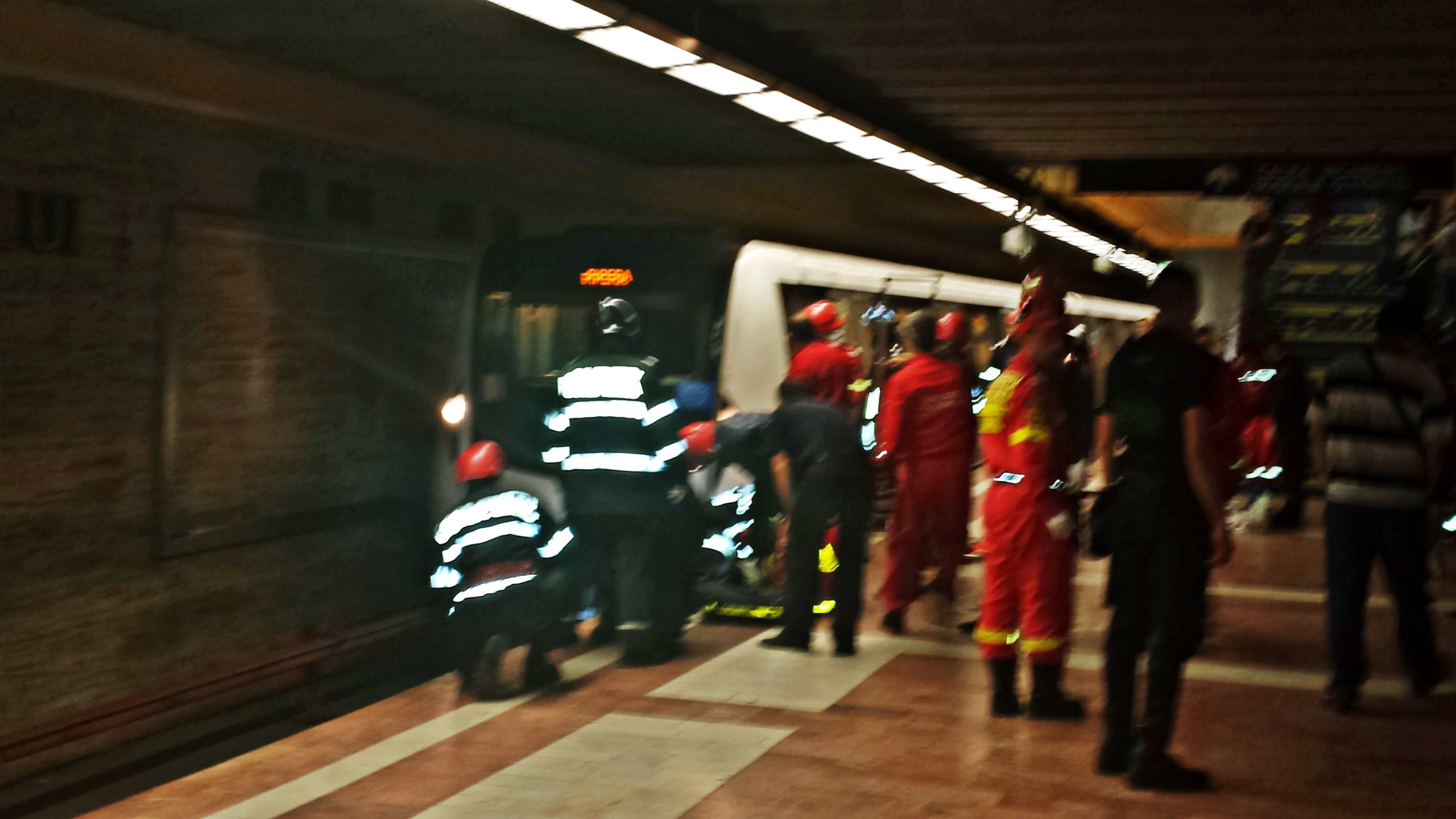 Un agent de pază de la stația de metrou Republica a murit. Bărbatul a ...