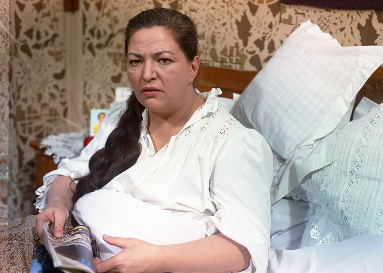 Draga Olteanu Matei, „draga” României: „Coana Chirița” nu și-a mai ...