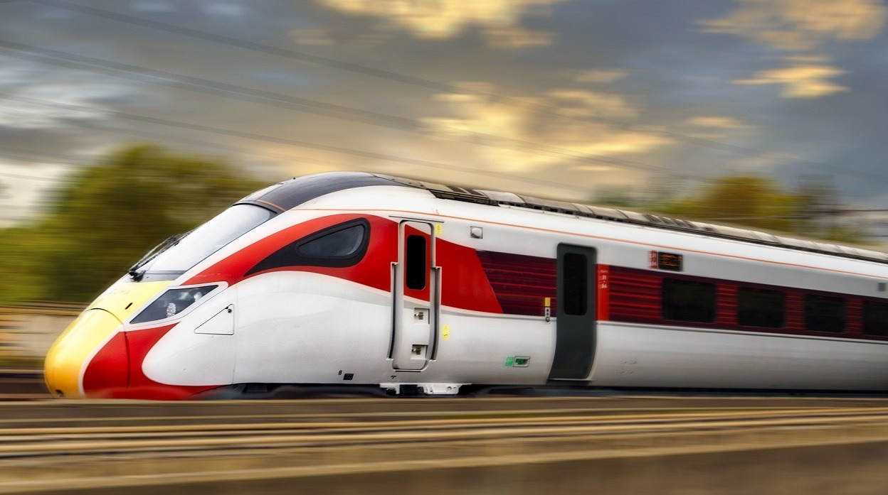 Primul tren electric chinezesc de mare viteză în România: Ruta pe care ...