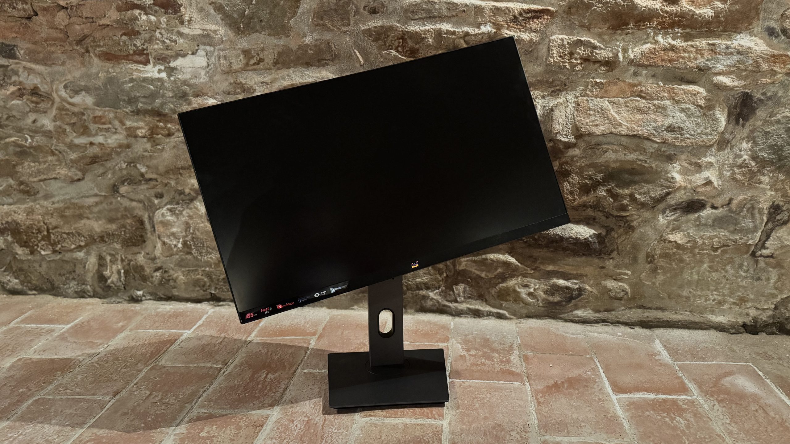 REVIEW ViewSonic VX2758A-2K-PRO-2 - un monitor de gaming cu 185Hz la ...