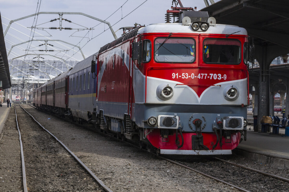 Un tren cu destinația Brașov a ajuns din greșeală spre Buzău. Ce s-a ...