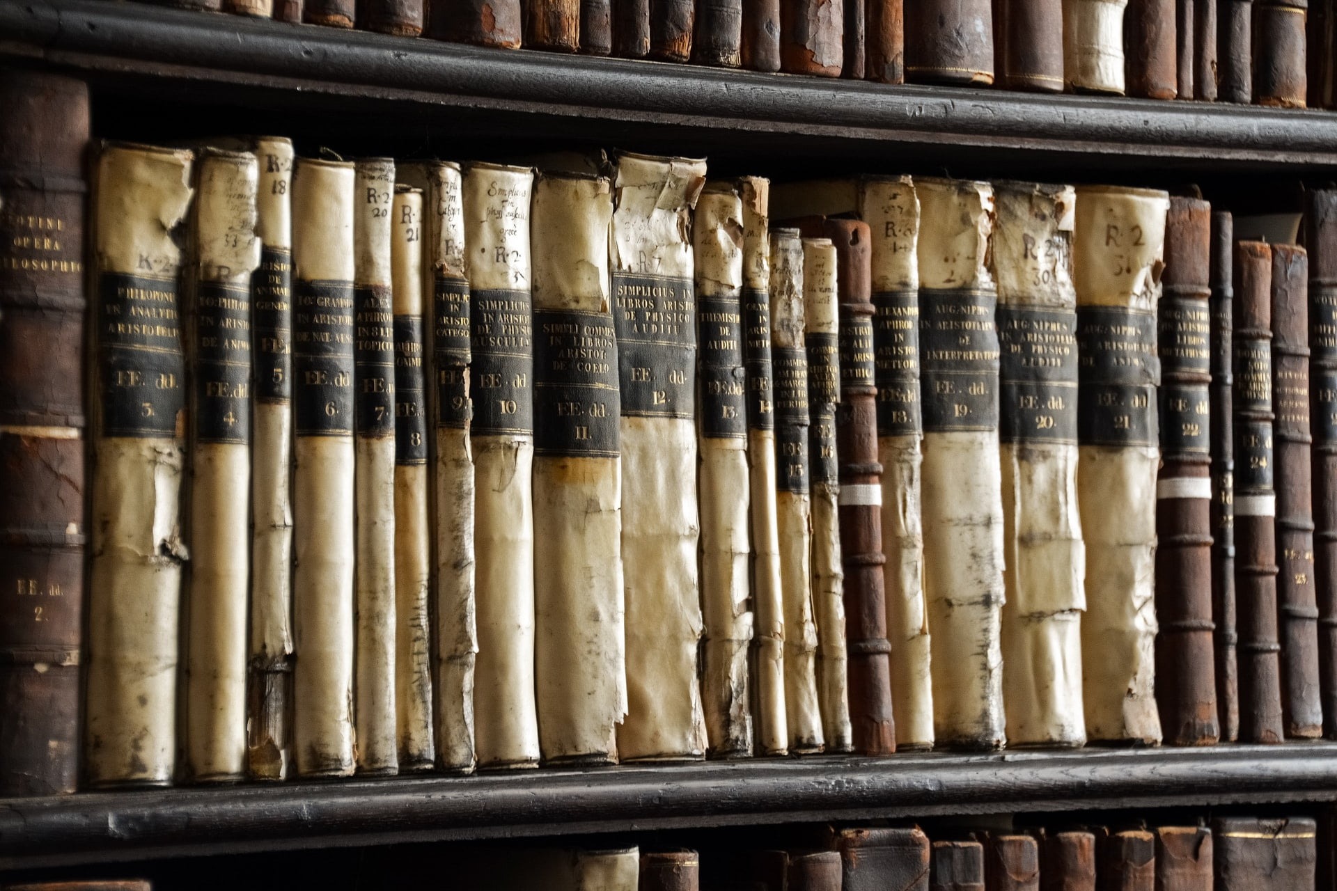 Secretele Vaticanului, dezvăluite: O călătorie printre manuscrise ...