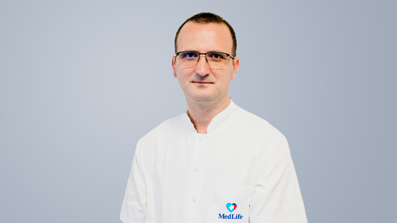 Dr. Ion Coteț, MedLife: „Dermatoscopul este stetoscopul dermatologului modern”
