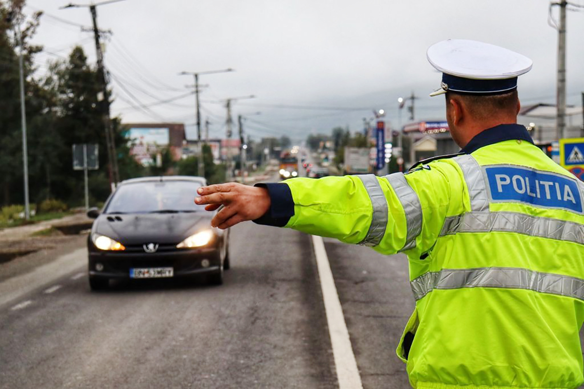 Mergi curat cu mașina, altfel iei chiar și 3.300 de lei amendă. Românii ...