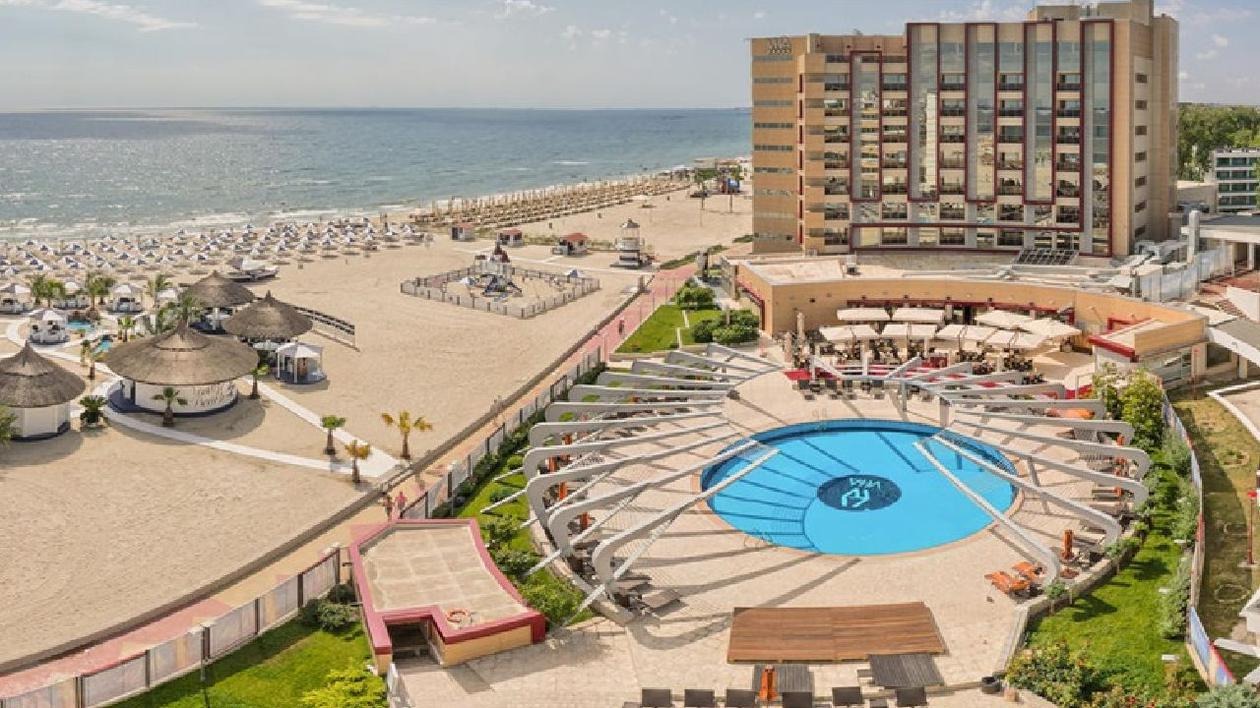 Cât a plătit un cuplu pentru o zi de plajă în Mamaia în iunie 2025 ...