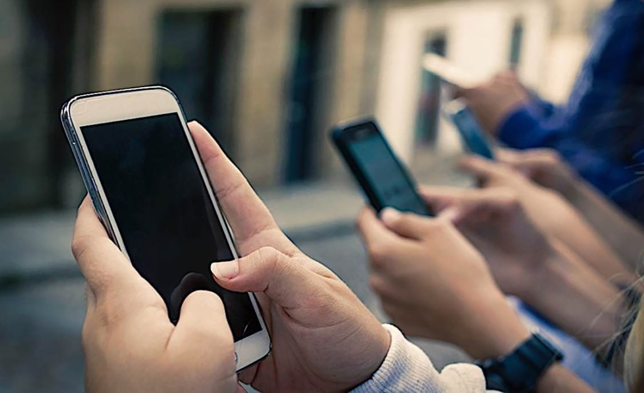 Dacă ai acest tip de telefon, mai ai doar o lună să-l schimbi. Apoi ...