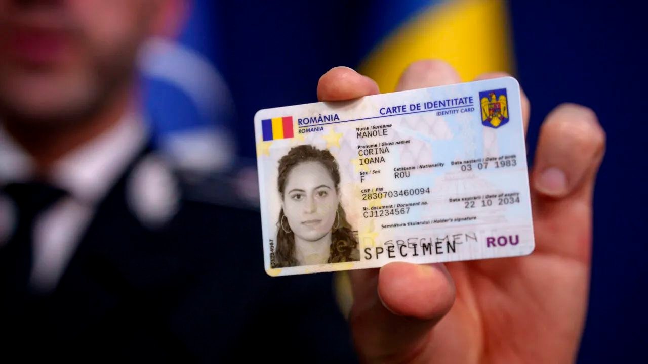 Greșeala care îți poate bloca noua carte de identitate electronică. Cum o activezi și ce nu ai ...