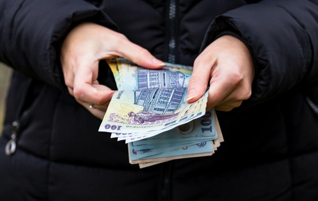 Ce salariu trebuie să ai în 2025 ca să poți lua un credit de 100.000 de euro