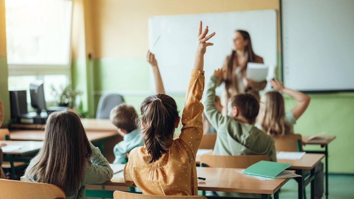 Pe ce dată începe noul an școlar 2025-2026. Structura completă, cu ...