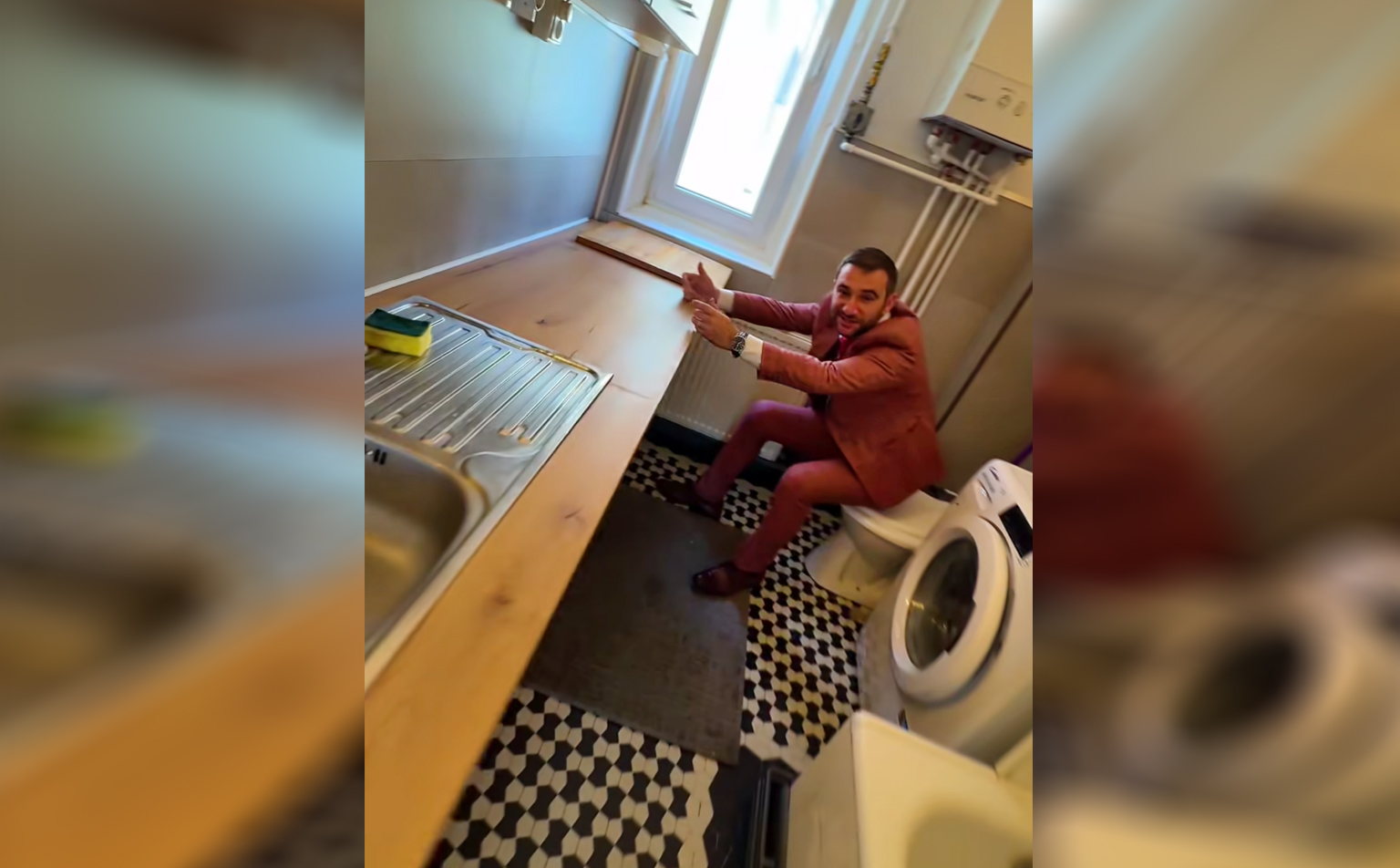 "Tai un dovlecel, bagi la spălat şi faci o baie. N-am văzut așa ceva de ...