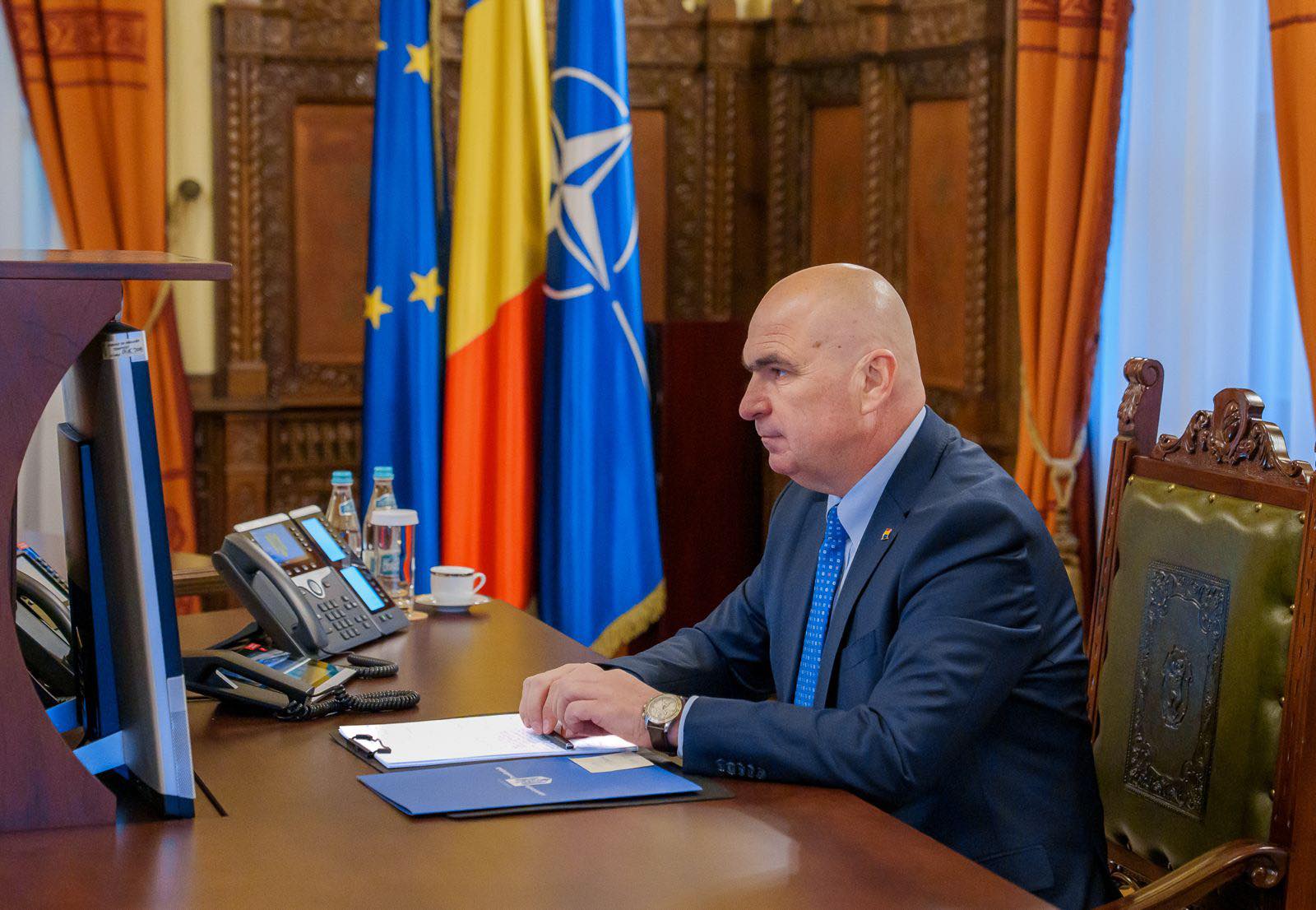 Ilie Bolojan anunță „reforma” burselor pentru elevi: „Avem clase ...