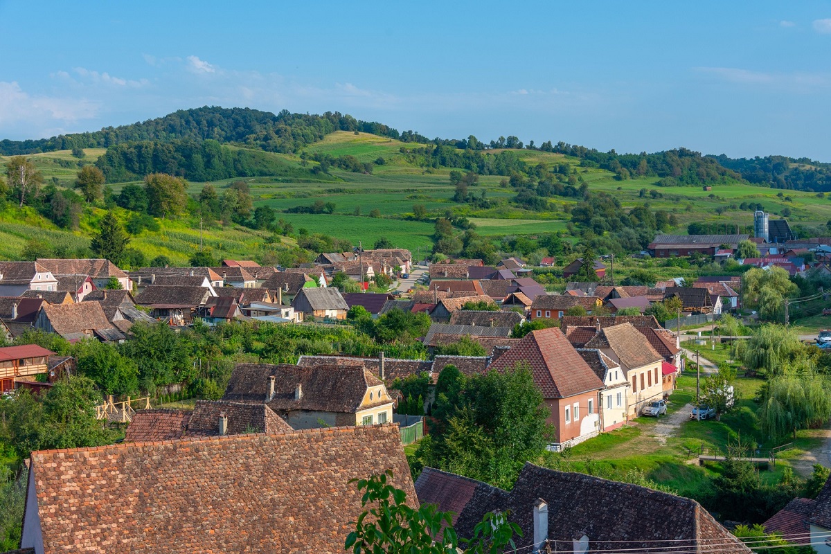 Cât va plăti un român cu casă la țară impozit pe proprietate, după ...