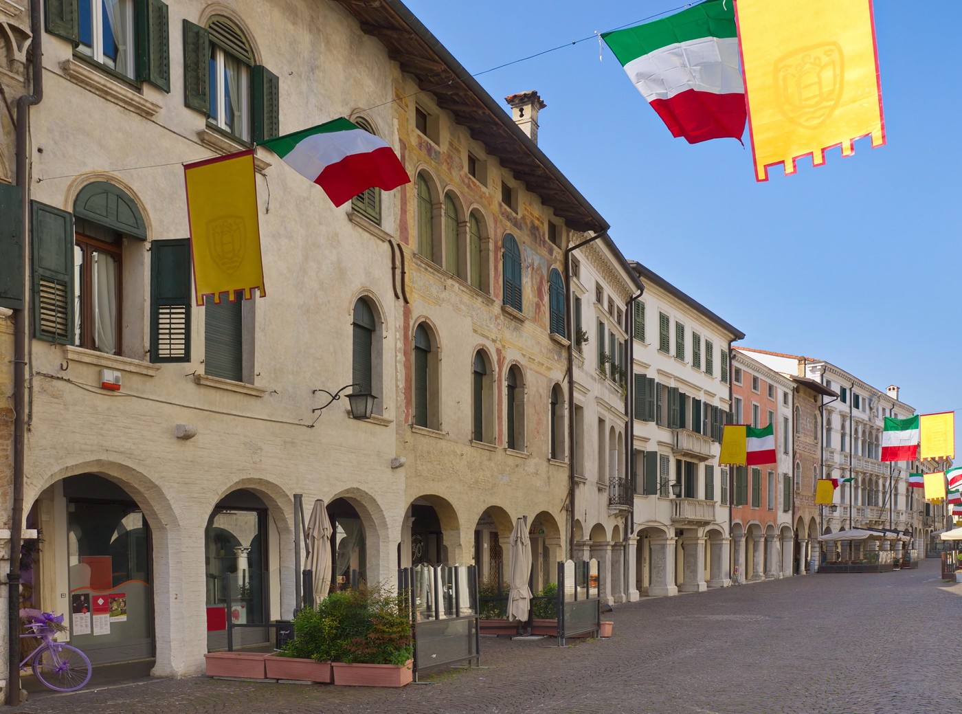 Uită de Roma sau Florența! Micul orășel din Toscana este perla Italiei ...