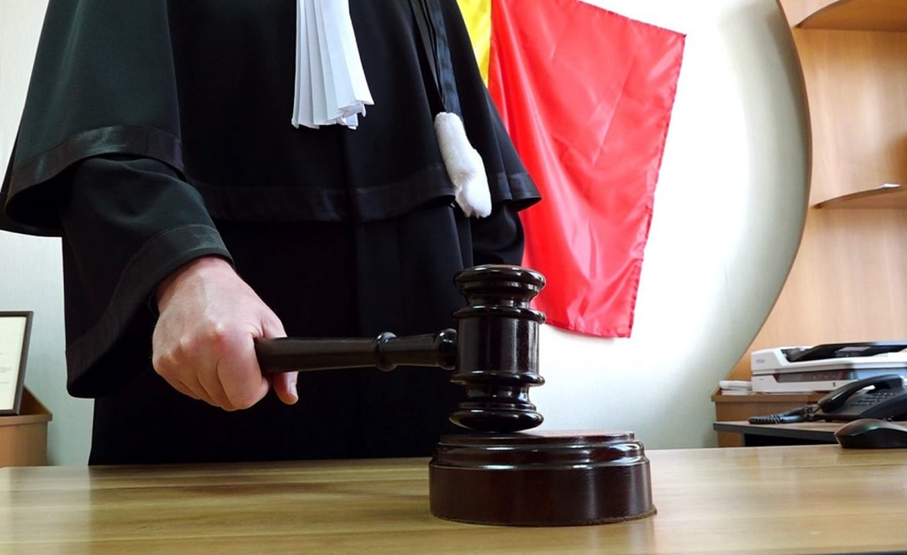 Cât câștigă un judecător stagiar sau un procuror în primii ani de ...