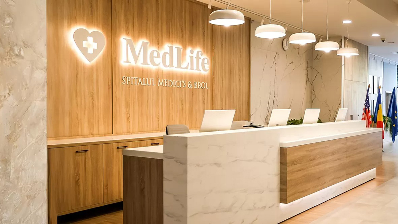 MedLife deschide o nouă eră în ortopedie la Timișoara: robotica, AI și ...