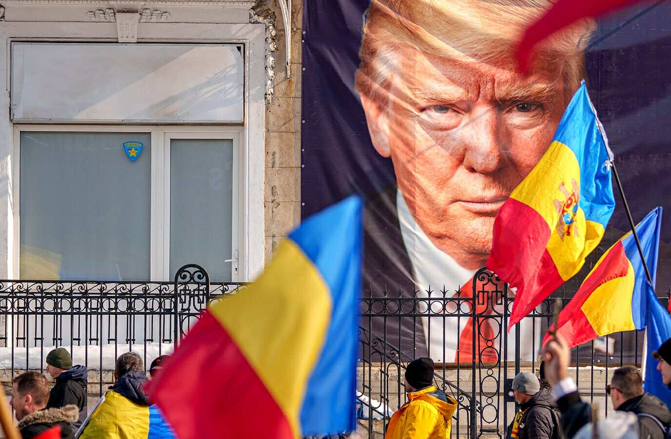 Donald Trump îi laudă pe români: "Relațiile cu România sunt foarte bune ...