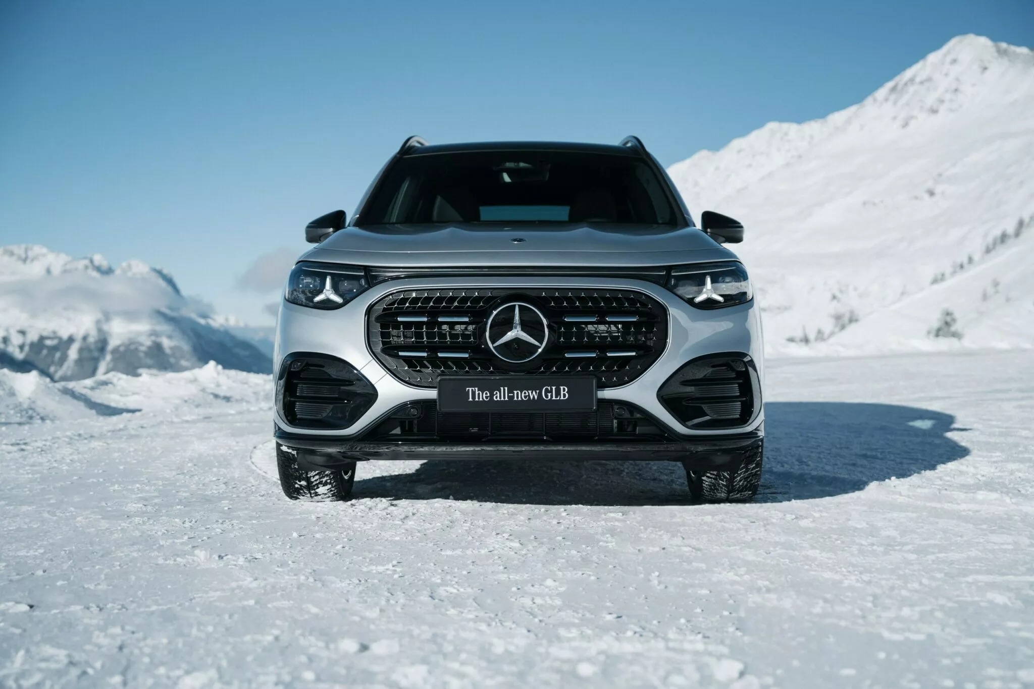 Mercedes GLB 2026 devine full electric și introduce funcții AI ...