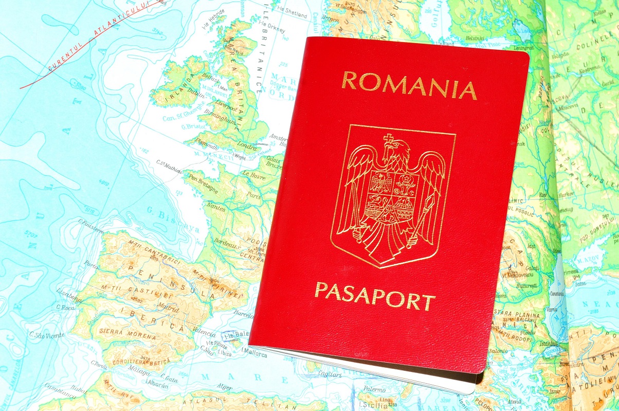 Pe ce loc se află România în topul celor mai puternice pașapoarte în ...
