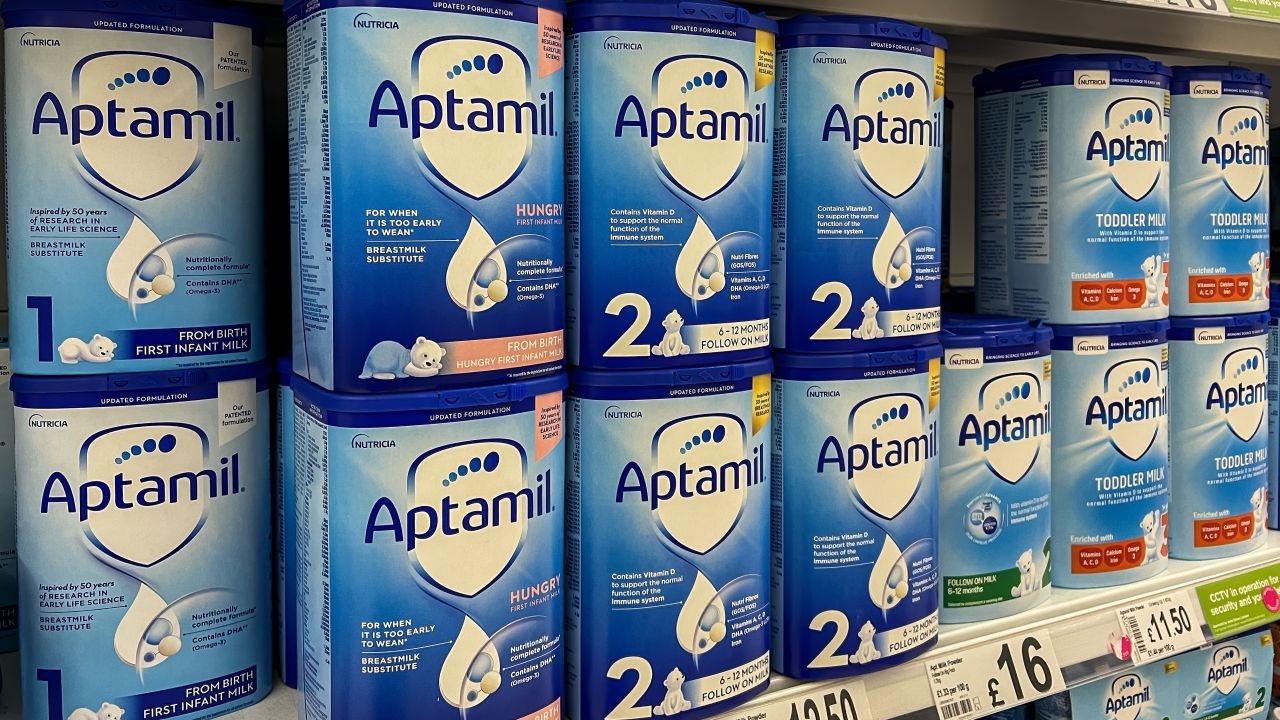 Lapte praf pentru sugari de la Aptamil şi Milupa Milumil, retras de pe ...