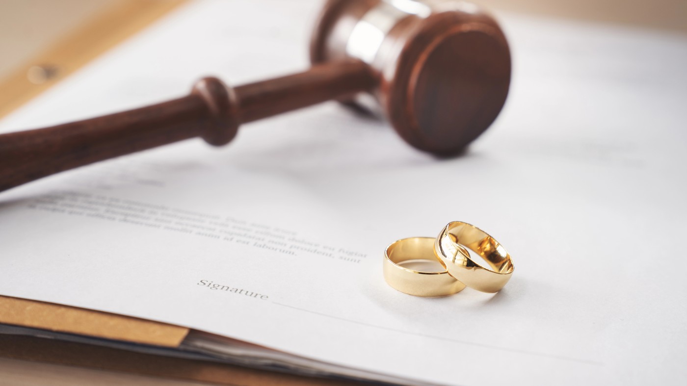 Acordarea despăgubirilor la divorţ. Acte necesare şi paşi de urmat