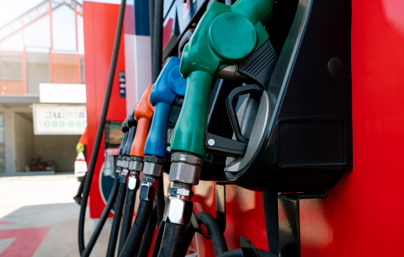Cât înseamnă un baril în litri. Preţul petrolului continuă să crească