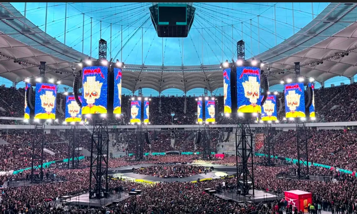 Cum au fost păcăliți românii cu bilete false la concertul Metallica şi ...
